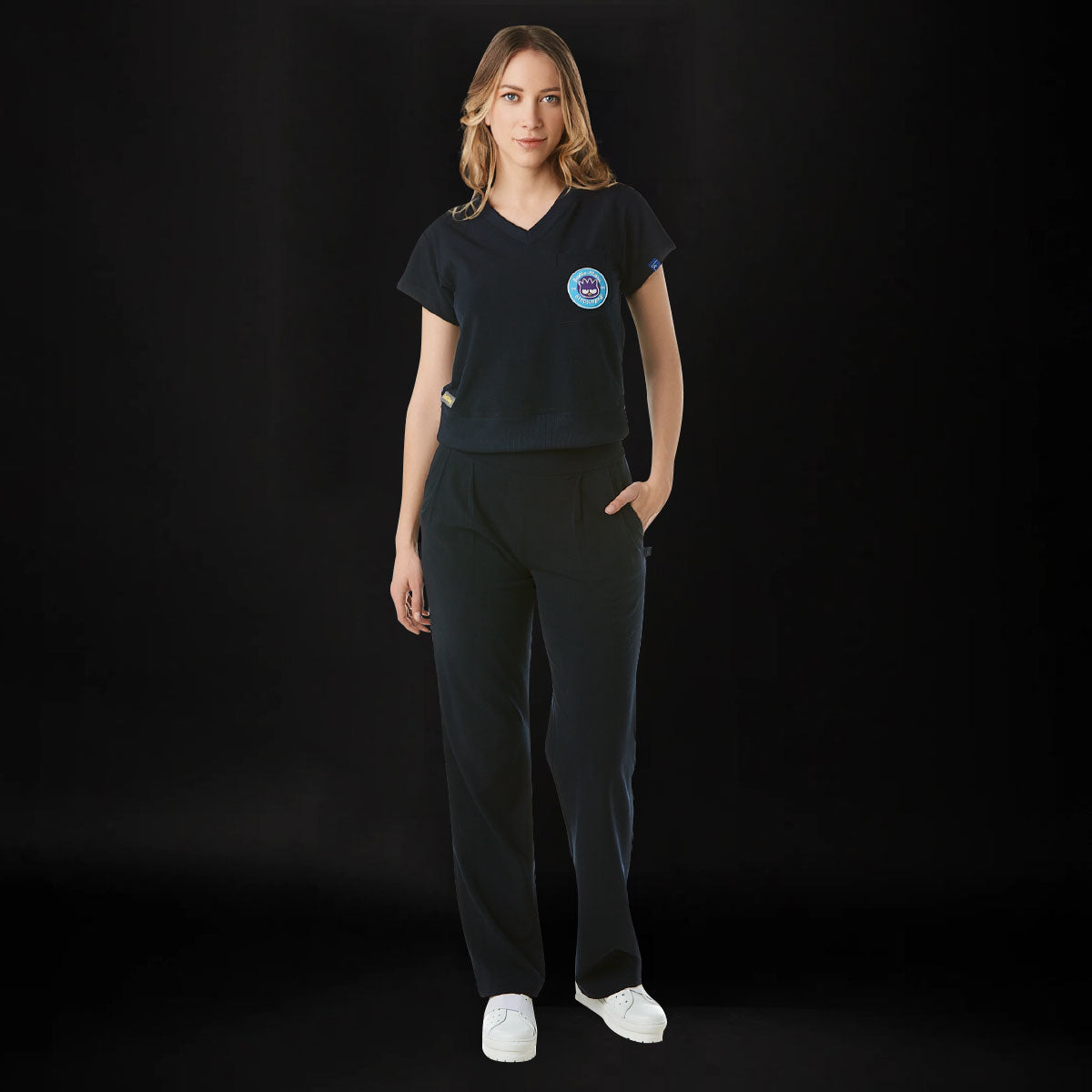 Pijama Quirúrgica de Mujer Badtz-maru® modelo Taro - Gallantdale Uniformes